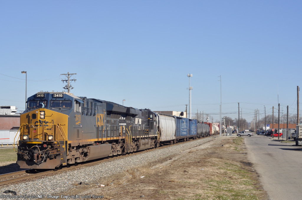 CSXT 3410 On NS 143 Eastbound